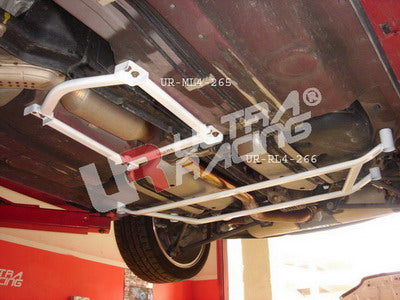 Mazda RX8 UltraRacing 4-punti Mid Lower Strutbar/Brace